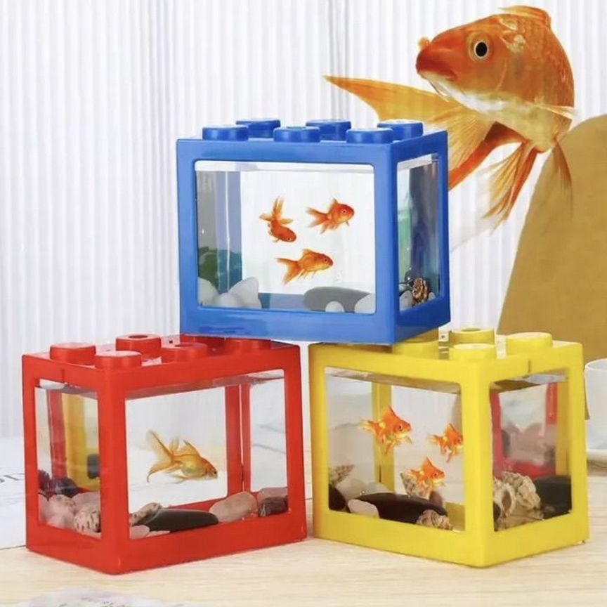 Мини-аквариум из пластика для рыбок синий