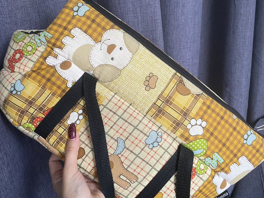 Переноска для собак и кошек