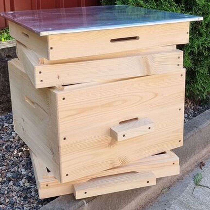 Улей для пчел на 12 рамок