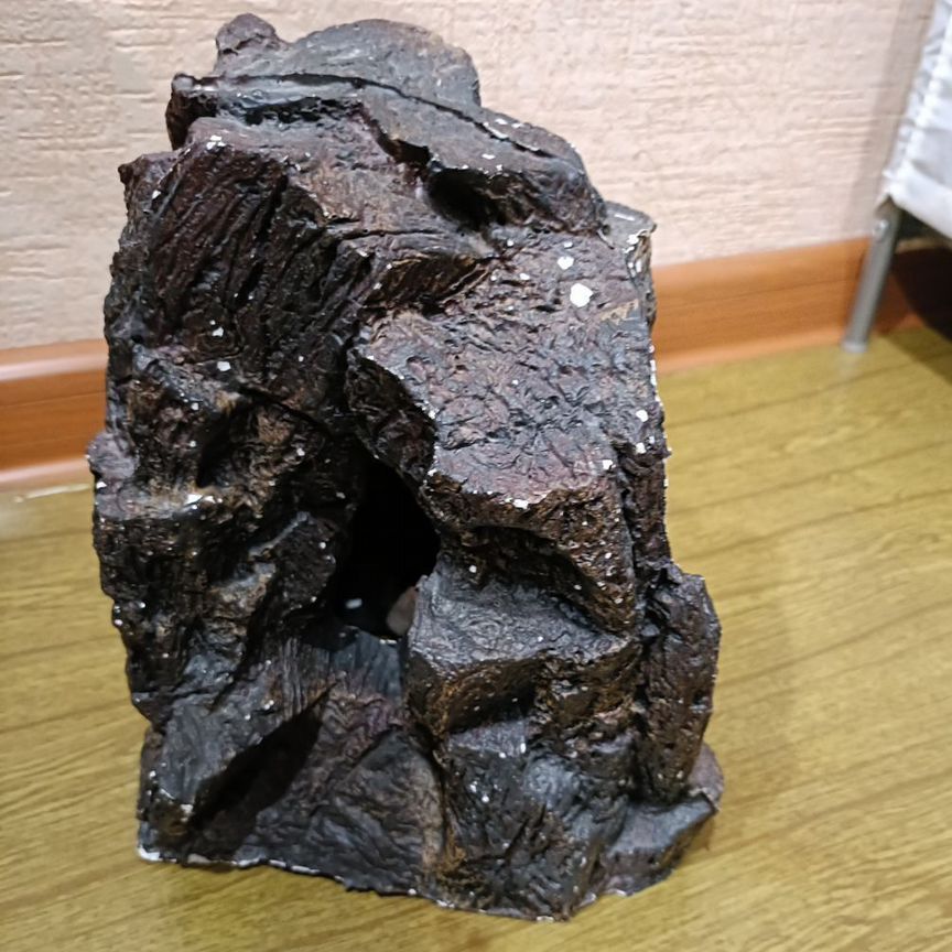 Грот для аквариума