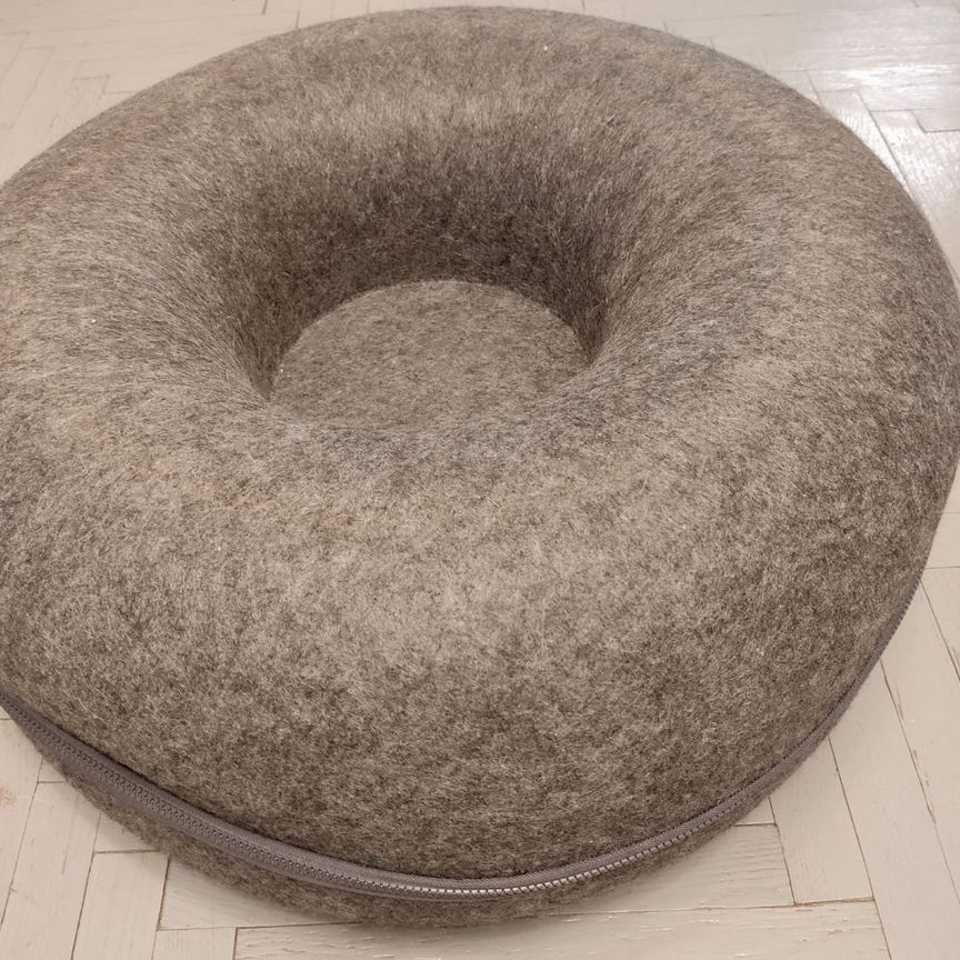 Лежанка войлочная