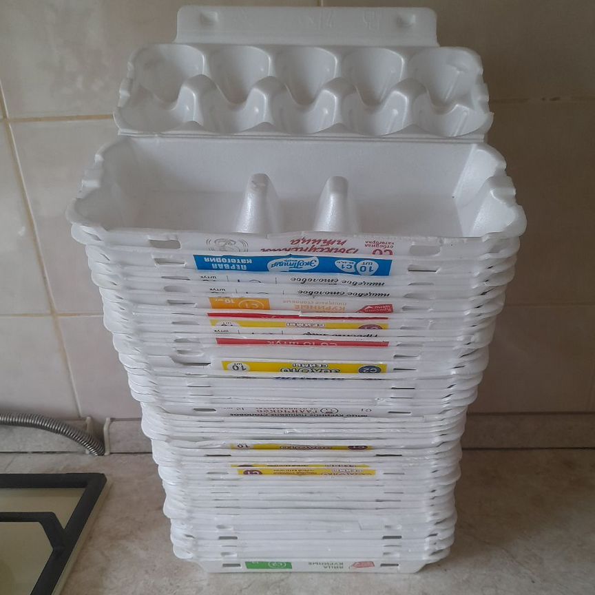 Ячейки для яиц