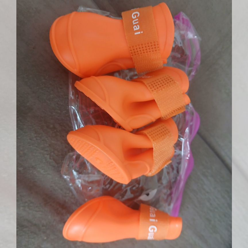 Резиновые сапоги для собаки. Размер М