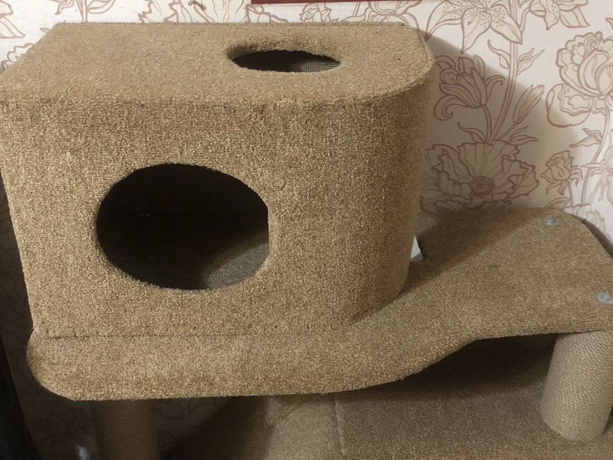 Кошачий уголок