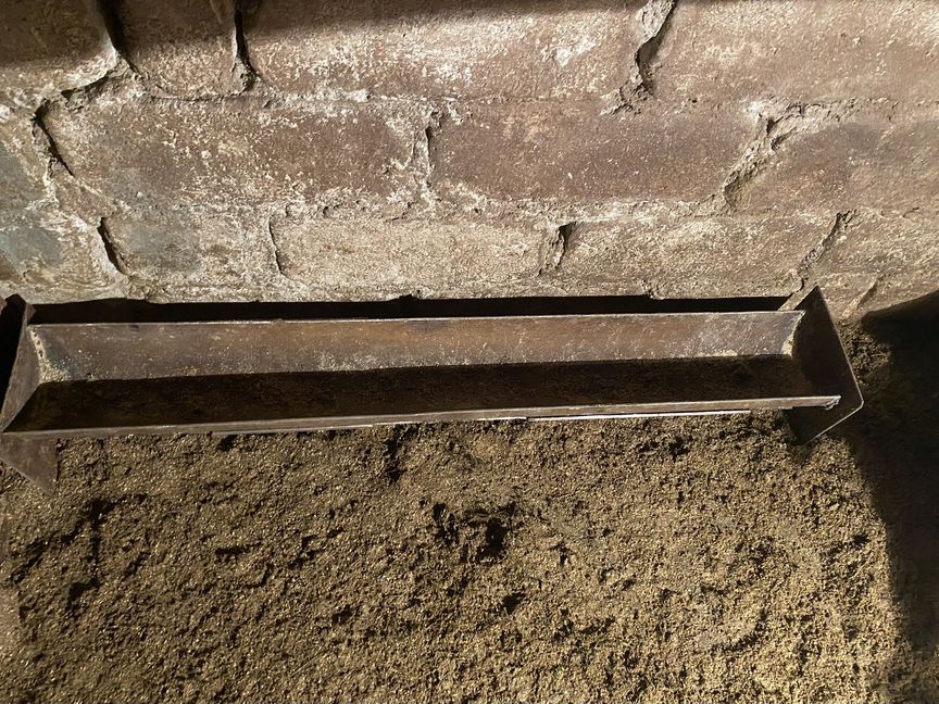 Кормушка для скотины