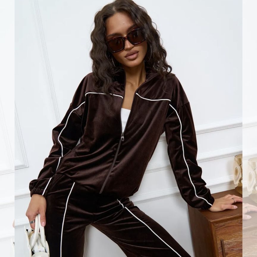 Костюм с лампасами (велюр)