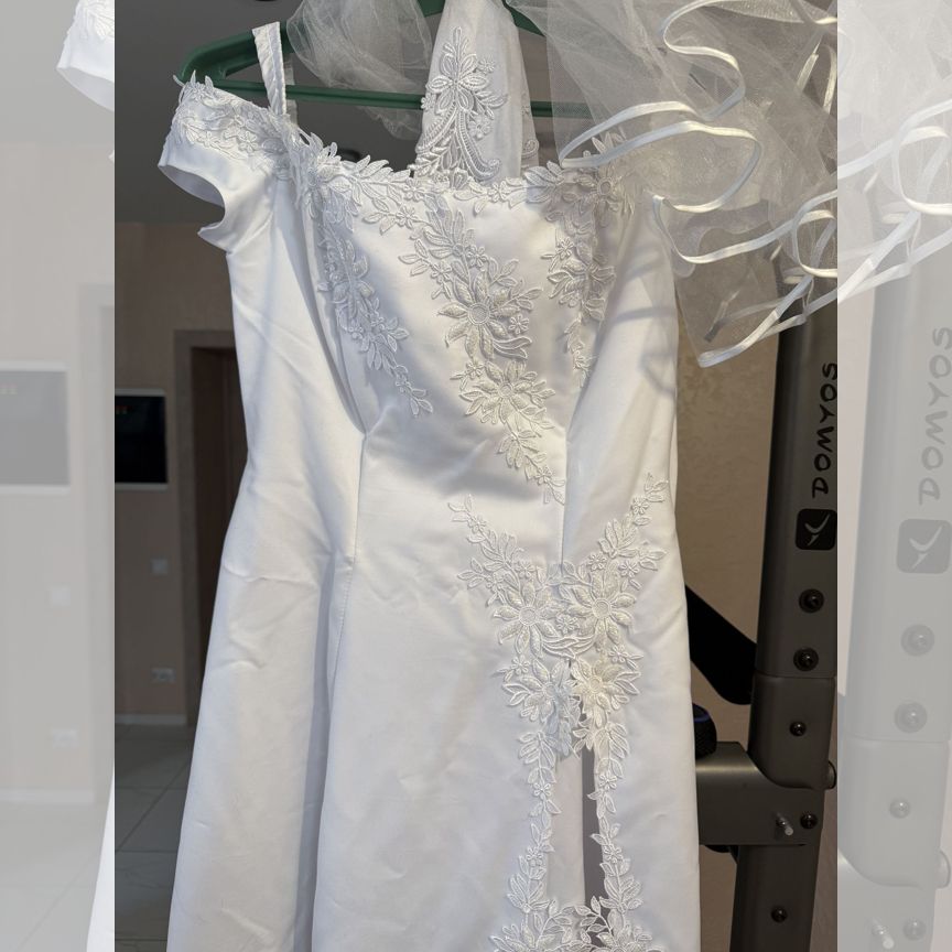 Свадебное платье 50-52 размер