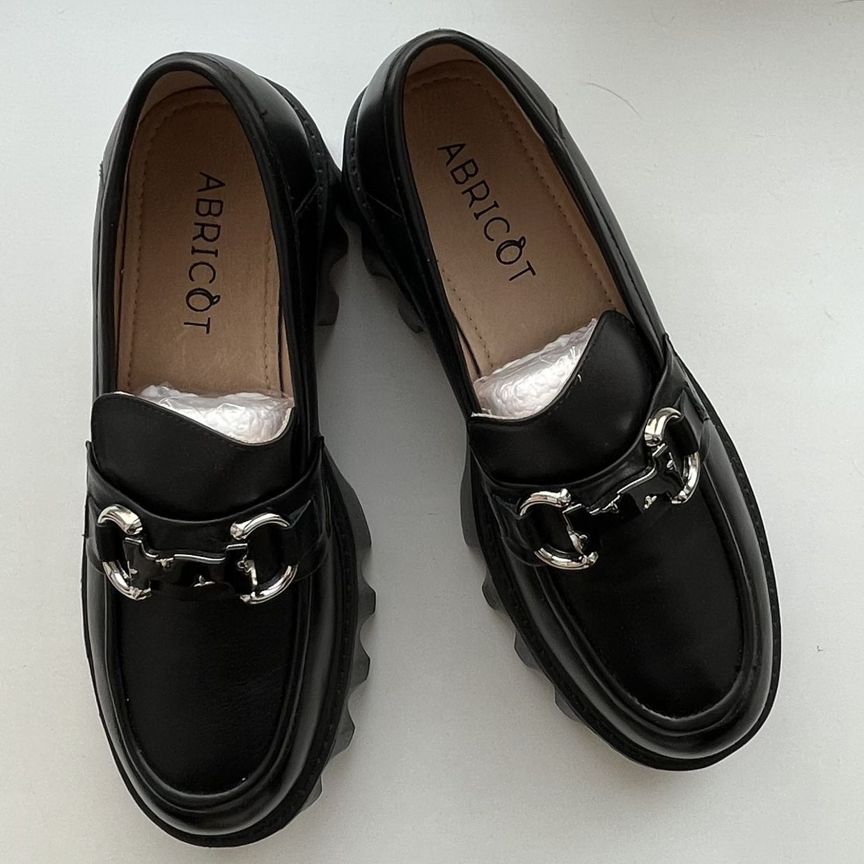 Лоферы женские 39 размер