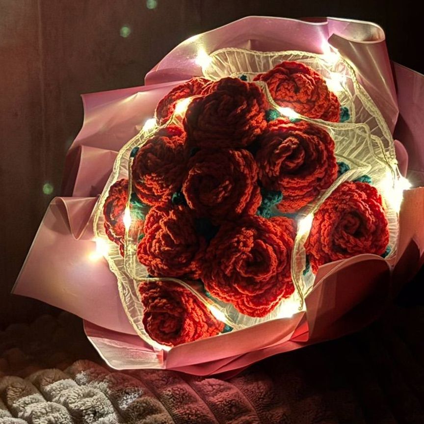 Вязанные букеты