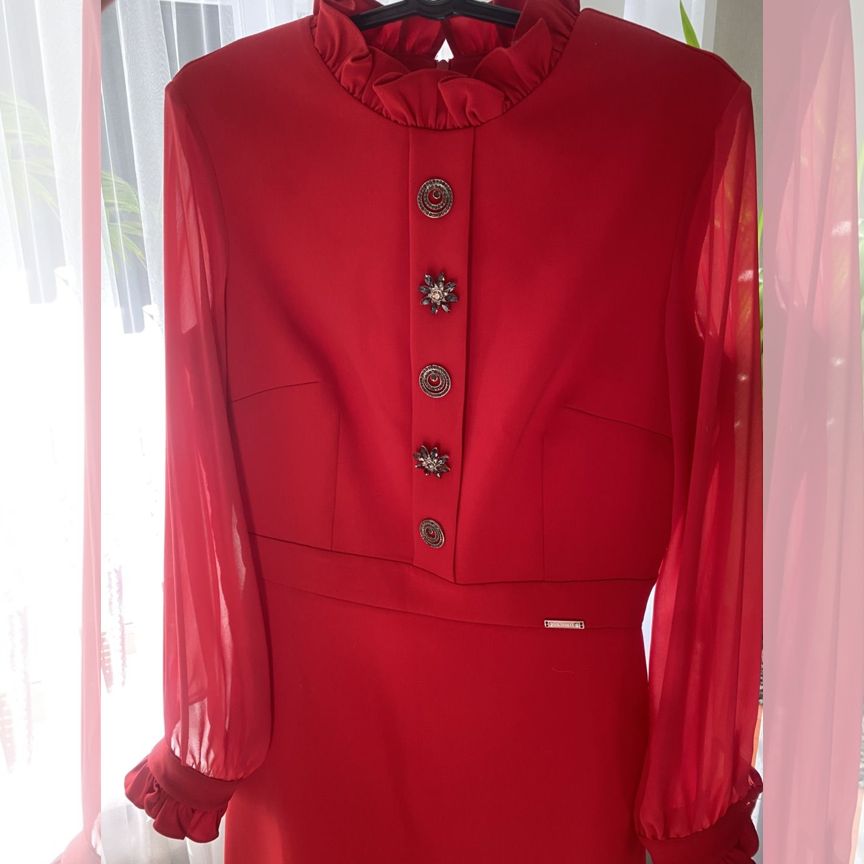 Платье женское