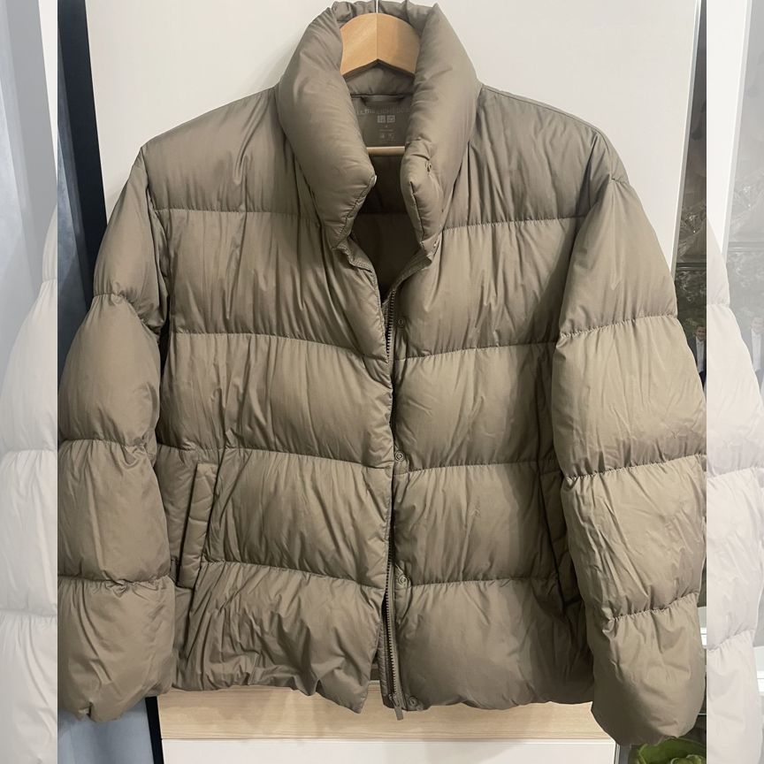 Женская куртка uniqlo