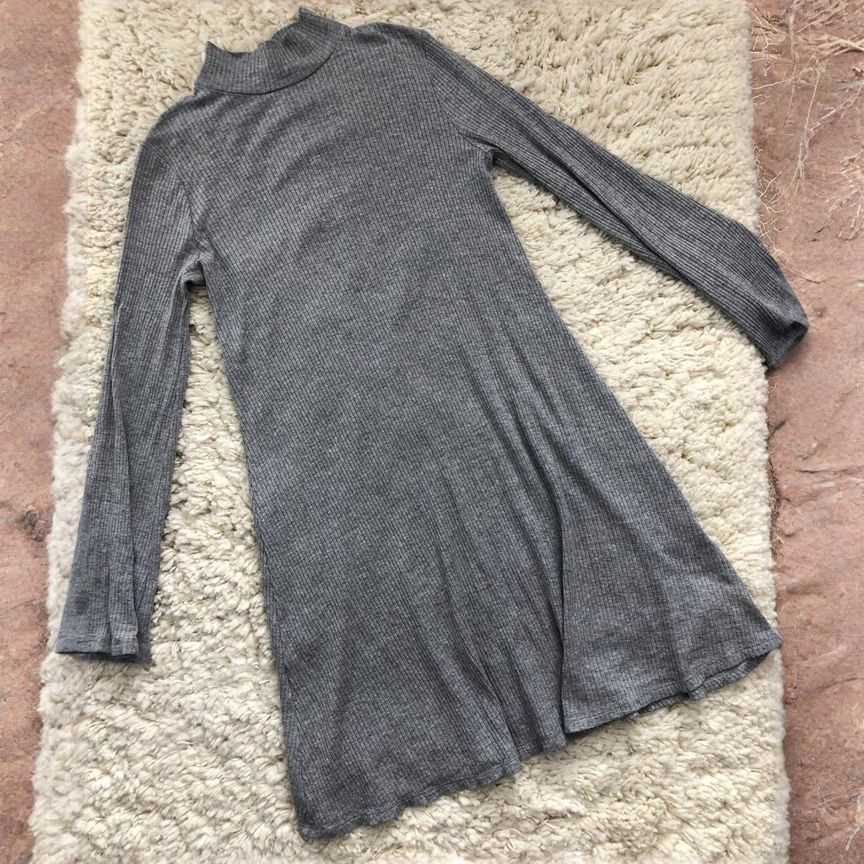 Платье в рубчик lime Zara hm